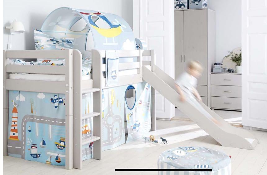 Flexa children’s bed, 兒童＆孕婦用品, 兒童傢具, 兒童傢具 - 小童床 - Carousell