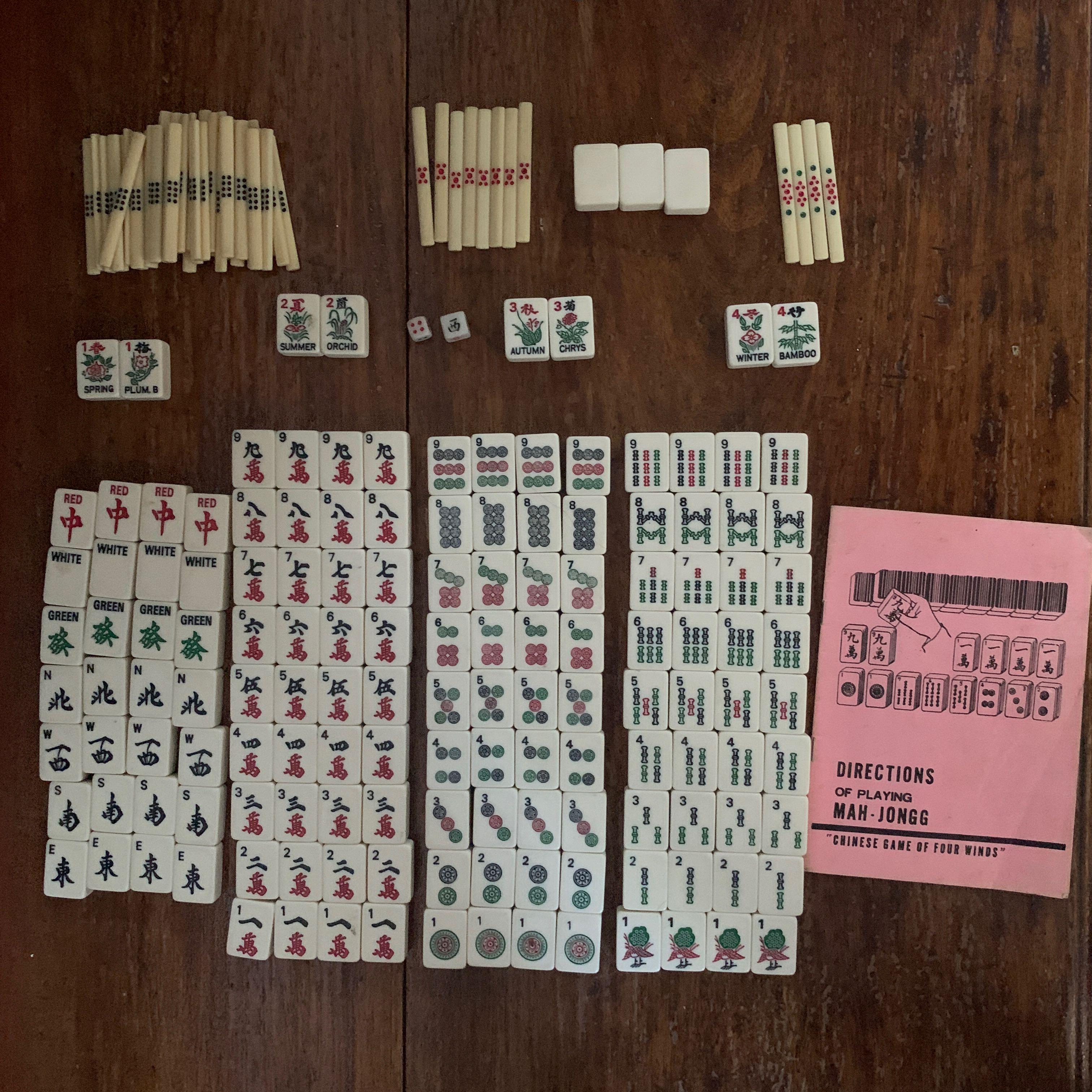 Mahjong complete set (IVORY) with numbers and characters, Hobbies ...
