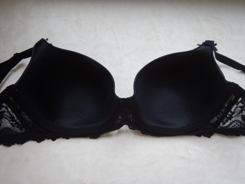 MY 大 BRA Size 36D/80D 神祕黑色~Lace~舒適肩帶~鋼圈~U背~立體無縫罩杯~時款舒適性感胸圍~ $49 (免郵費) 一 ...