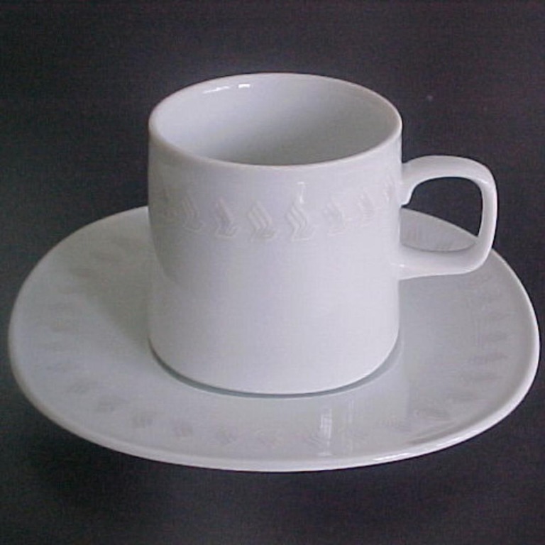 RARE !! Singapore Airlines First-Business Class Embossed Logo cup ...