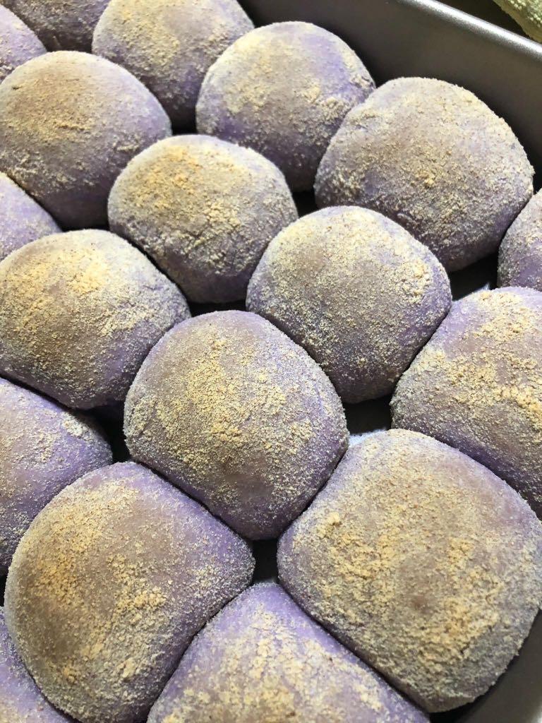 Corned beef / ube cheese pandesal, Food & Drinks, Homemade Bakes on ...