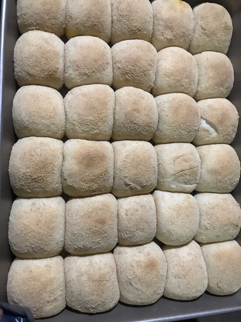 Corned beef / ube cheese pandesal, Food & Drinks, Homemade Bakes on ...