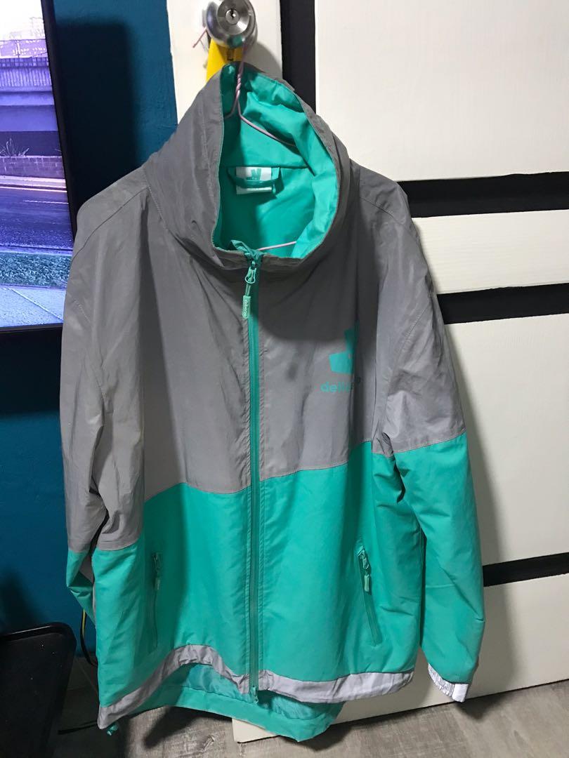 deliveroo jacket, Everything Else on Carousell