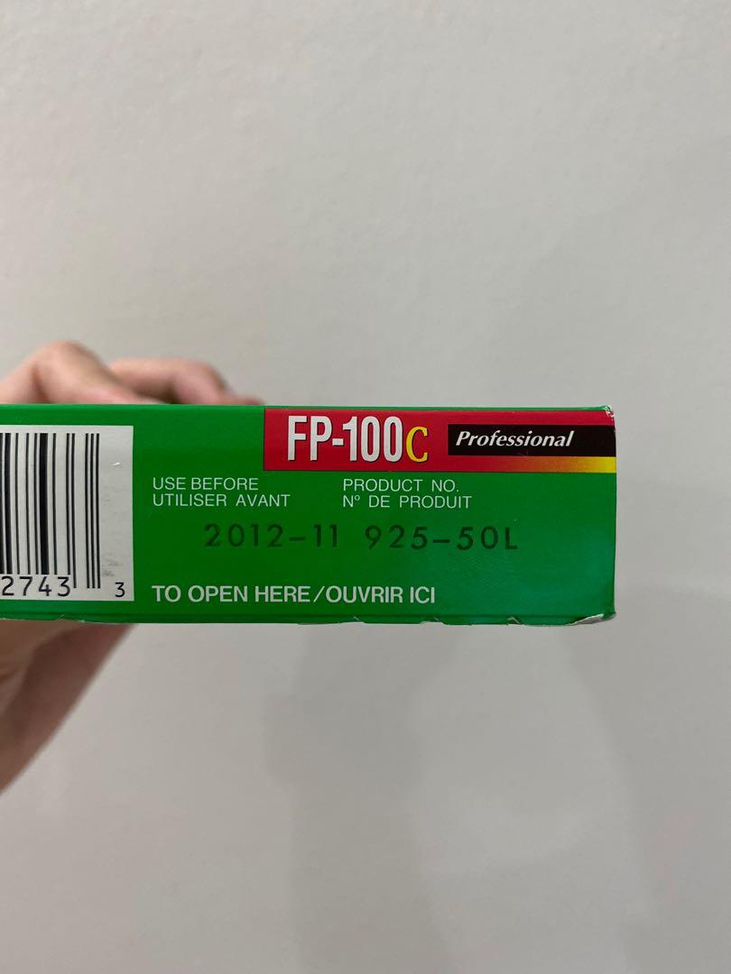 Fujifilm FP-100C, Photography, Cameras on Carousell