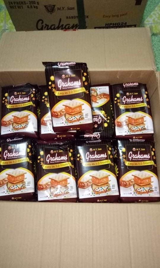 M.y San Graham crackers biscuits 200 grams, Food & Drinks, Packaged ...