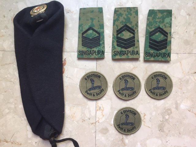 SAF Beret (with badge) / Divison Patch / Rank Insignia, Everything Else ...