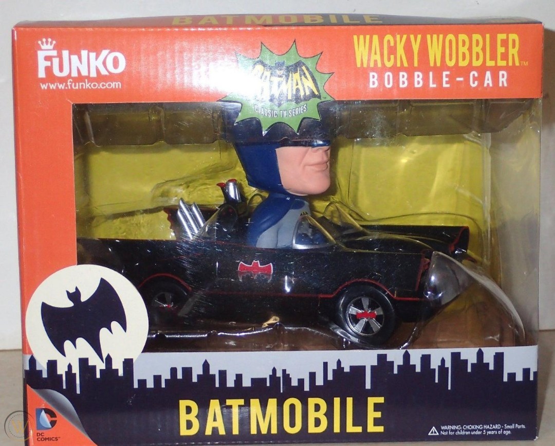Funko Wacky Wobbler Batman Batmobile, Toys & Games, Bricks & Figurines ...