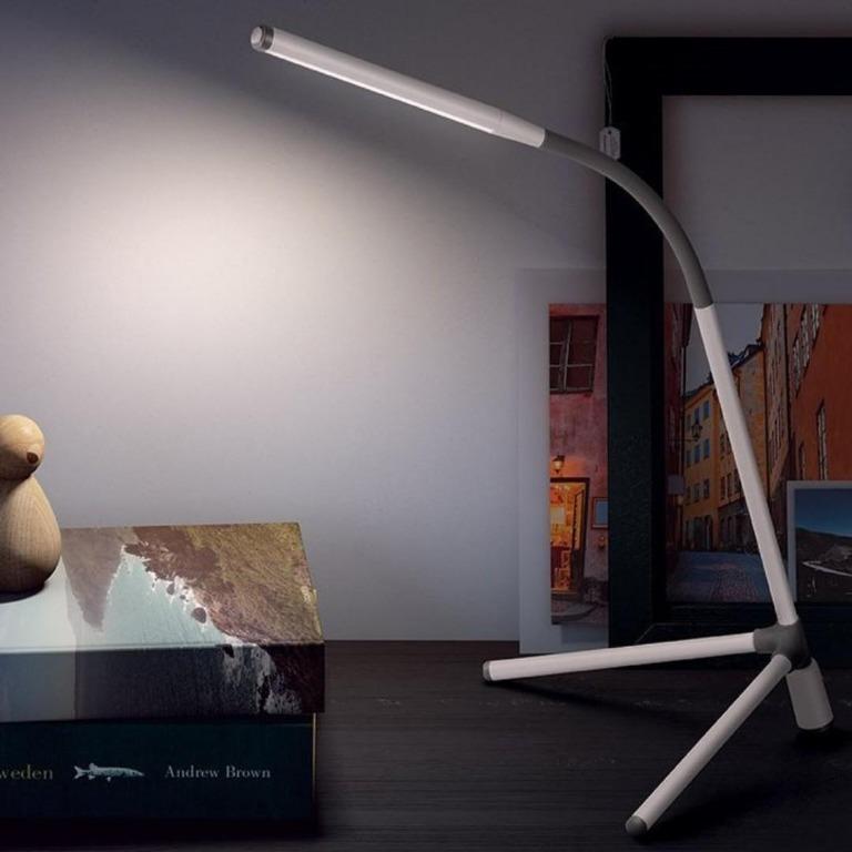 Philips 1.5W Tri Geometry LED Desk Light Lamp, Furniture & Home Living ...