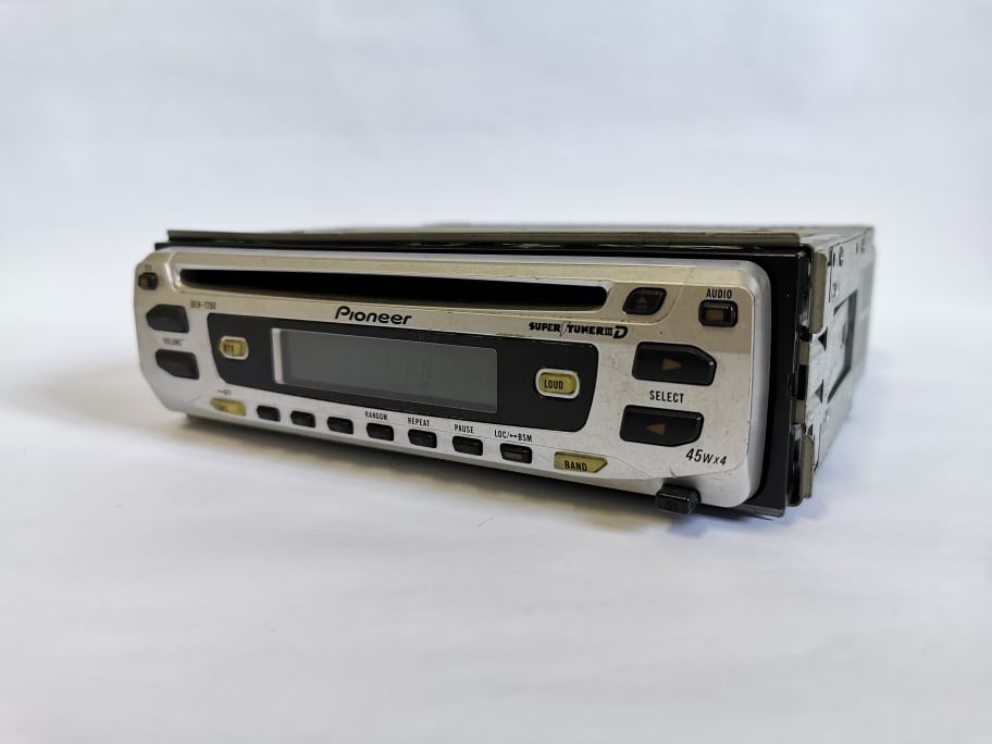 Pioneer DEH-1750 Audio Player, Auto Accessories on Carousell