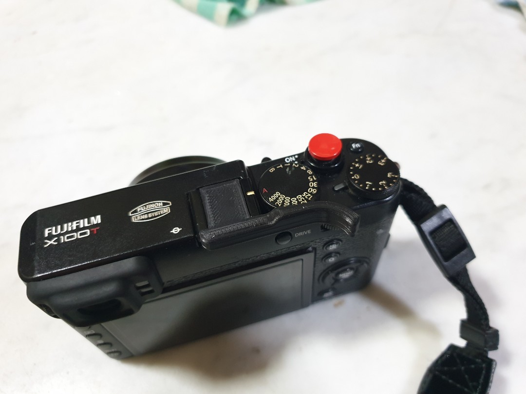 Thumb grip for Fujifilm cameras (3D printed), Photography, Cameras on ...