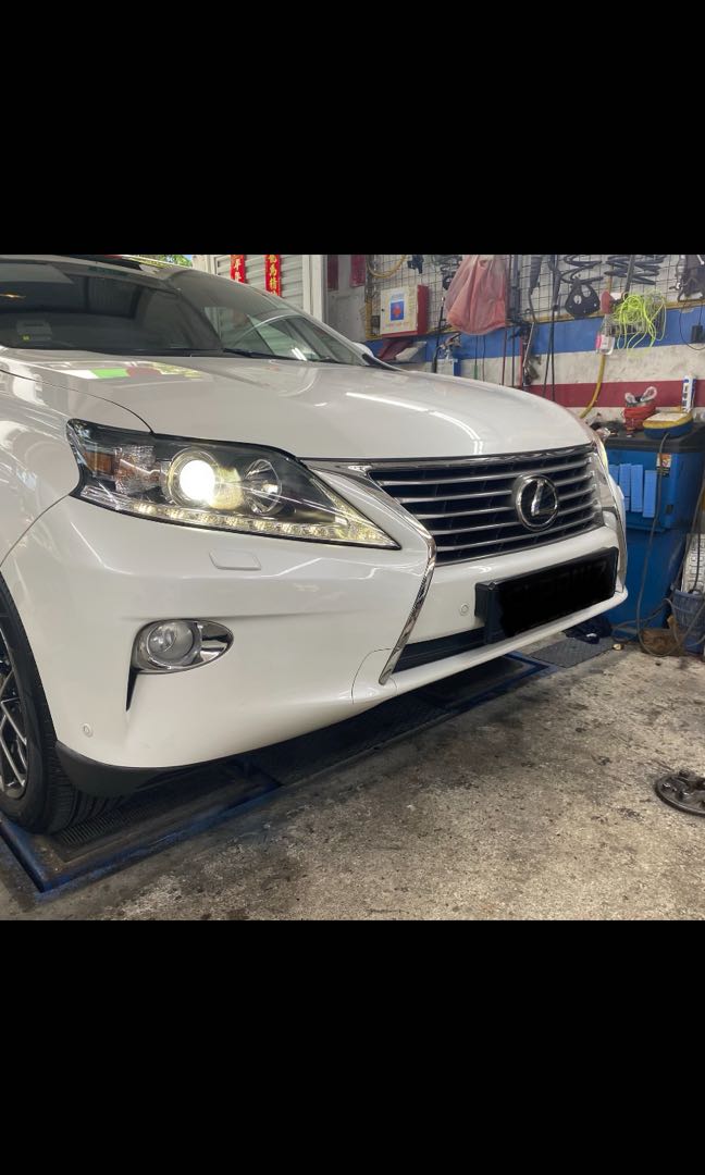 Lexus RX270 bumper (Facelift), Car Accessories, Accessories on Carousell
