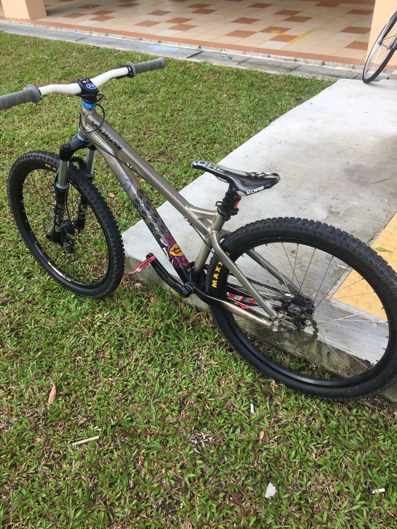 Specialized P2 frame and most parts, Bicycles & PMDs, Bicycles ...