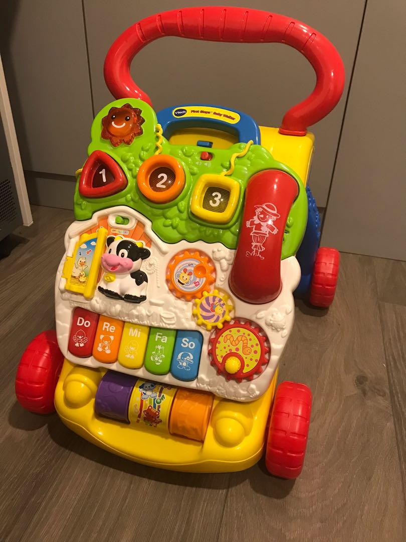 Vtech First Steps Baby Walker, Bayi & Anak, Mainan & Baby Walker di ...
