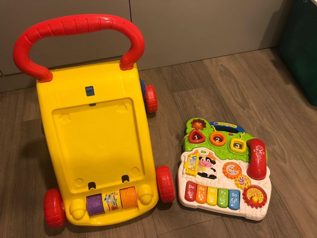 Vtech First Steps Baby Walker, Bayi & Anak, Mainan & Baby Walker di ...