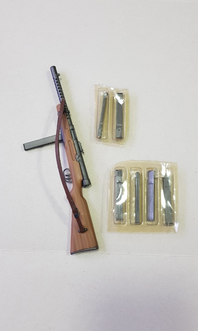 1/6 scale Dragon WWII German Beretta 1938 sub machine gun, Hobbies ...