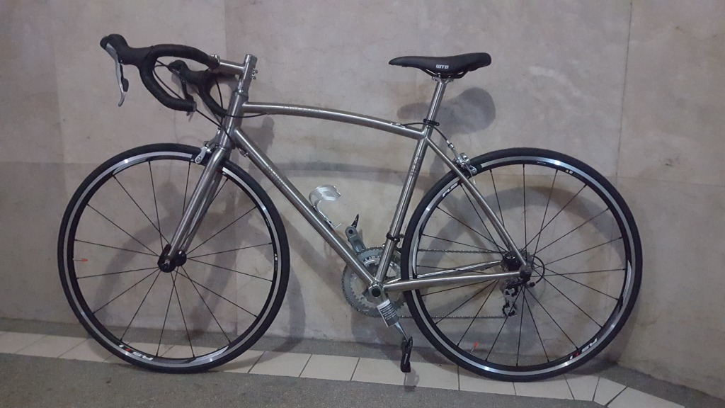 Titanium Road Bike, Sports Equipment, Bicycles & Parts, Bicycles on ...