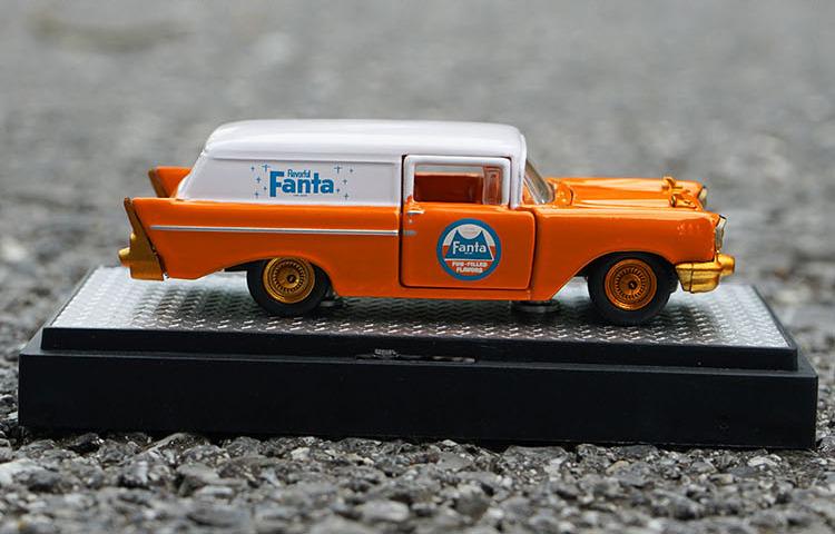 M2 Machines 1:64 Chevrolet FANTA Sedan Delivery Chase Diecast Car ...