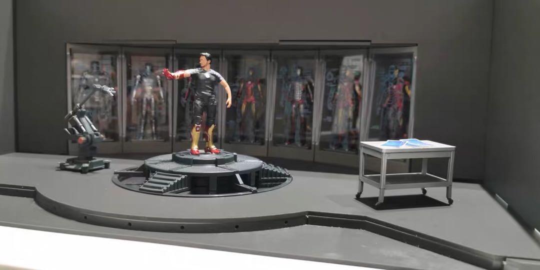 MARVEL AVENGERS IRON MAN 3 TOYSBOX MINI HALL OF ARMOR DISPLAY CASE WITH ...