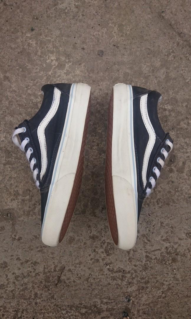 Vans oldskool, Fesyen Wanita, Sepatu di Carousell