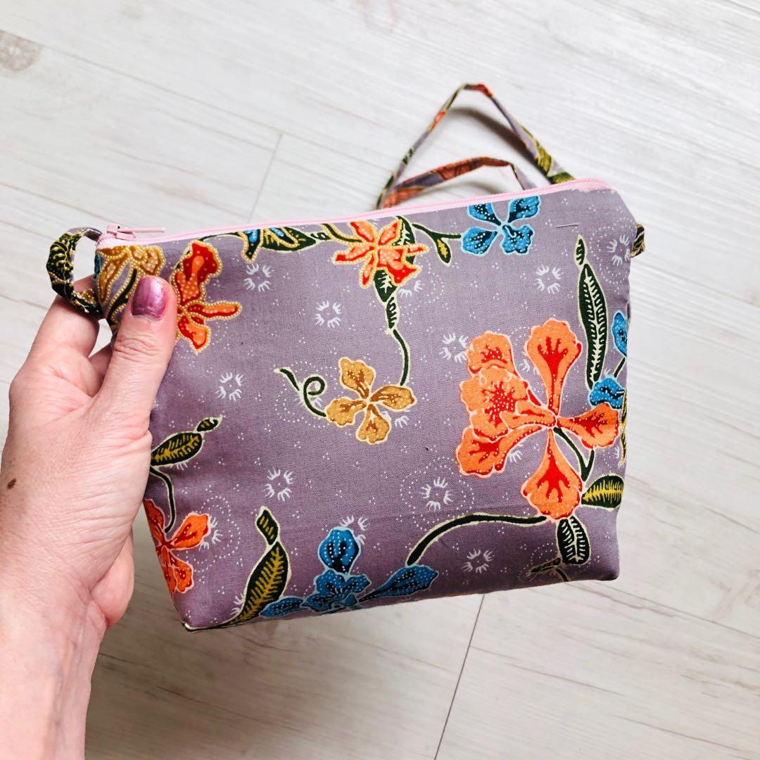 Batik Mini Sling Bag Handmade in Singapore, Women's Fashion, Bags ...