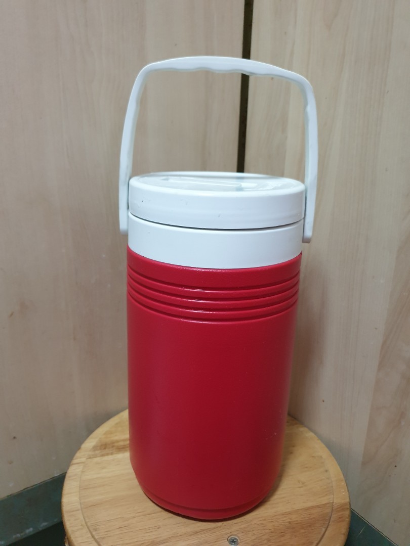 Coleman Water container, TV & Home Appliances, Kitchen Appliances ...