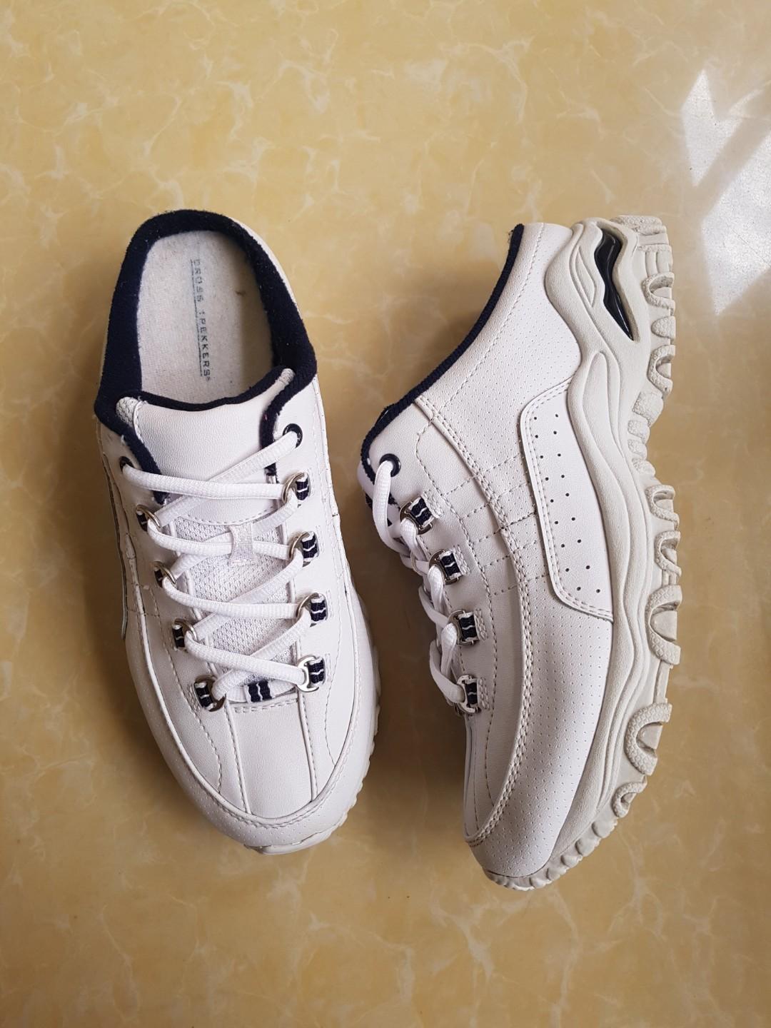 cross trekkers authentic original, Women's Fashion, Footwear, Sneakers ...