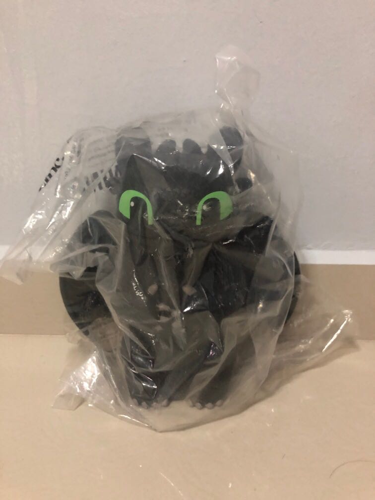 Limited edition toothless bottle, Toys & Games, Bricks & Figurines on ...