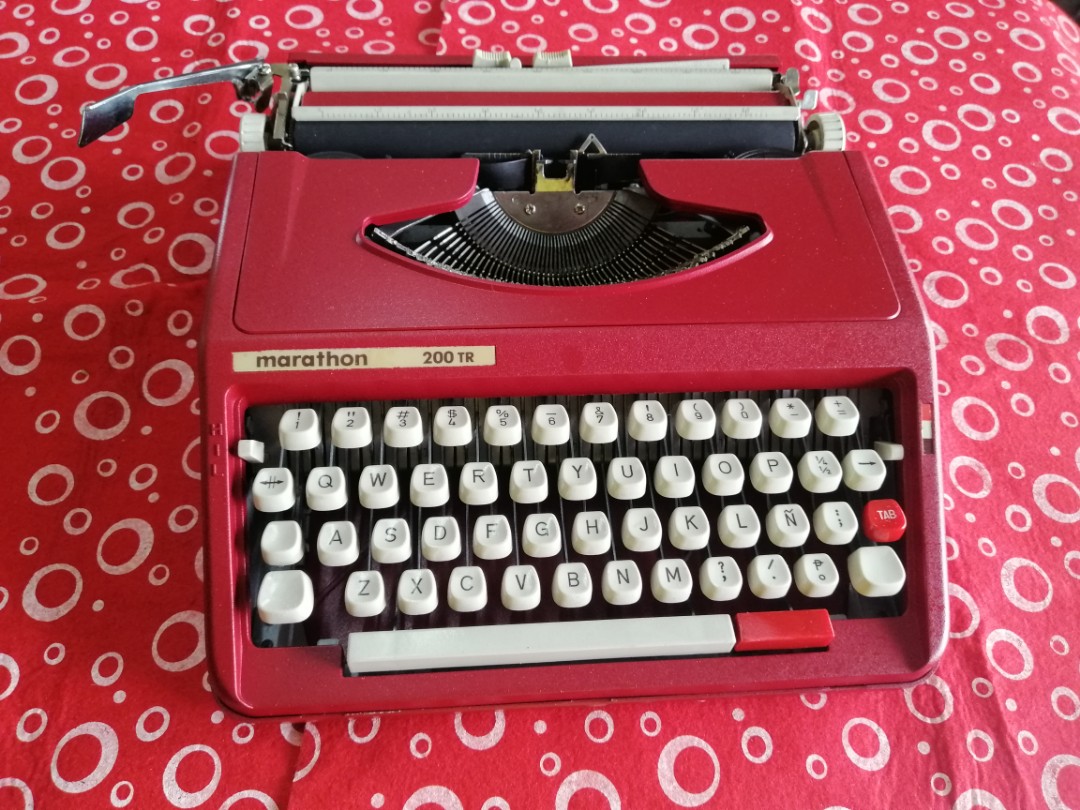 Marathon 200tr portable typewriter manual, Hobbies & Toys, Memorabilia ...