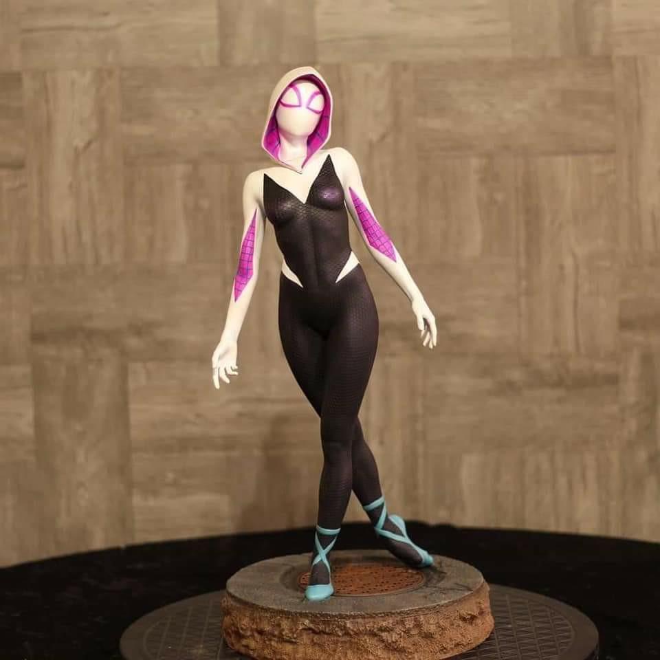 [POLYCLEF] Spider Gwen Museum Statue, Hobbies & Toys, Toys & Games on ...
