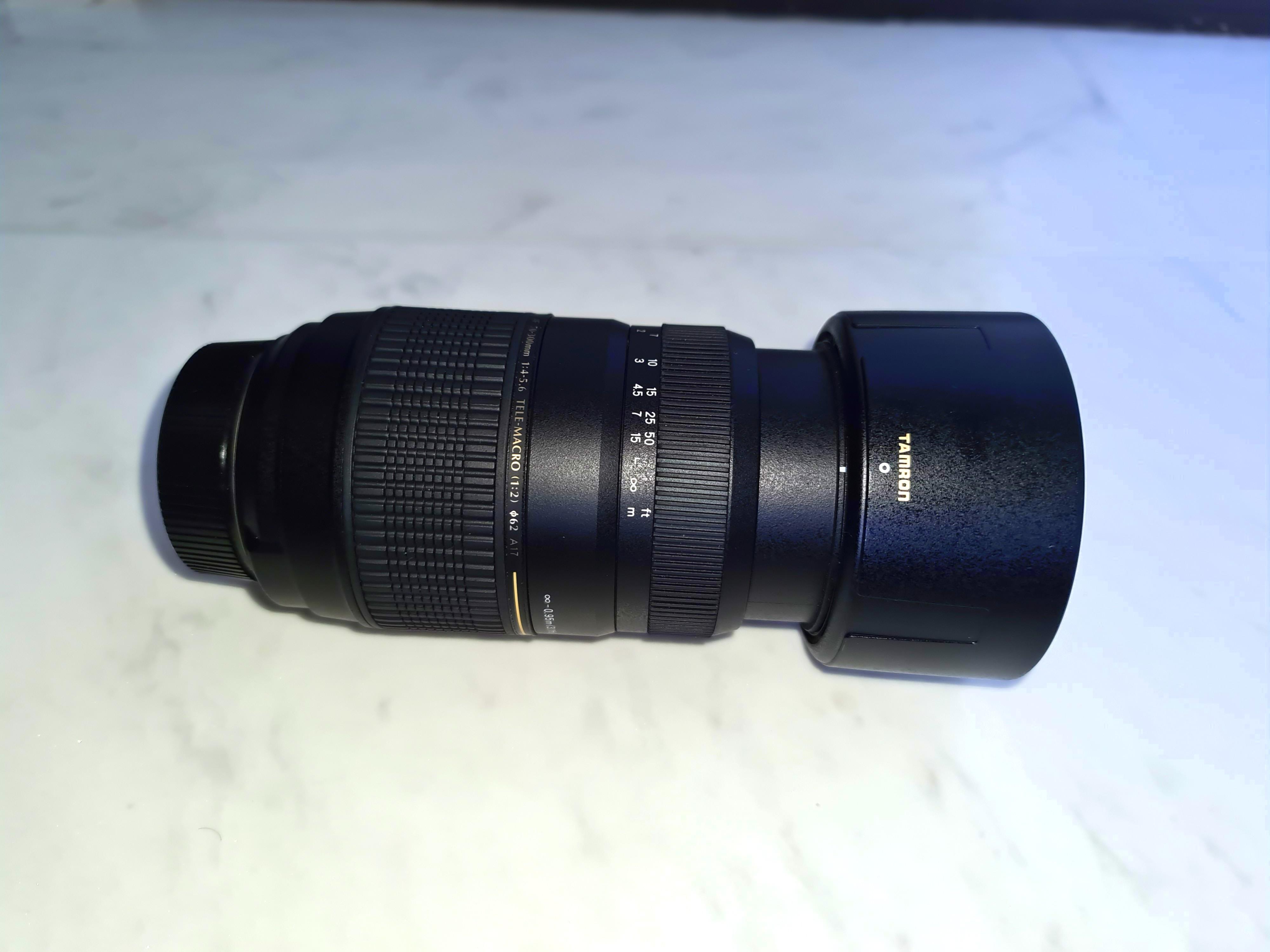 Nikon DS3400, bag and 70-300mm tamron lense. 350 or nesr, Photography ...
