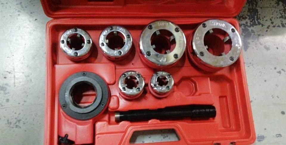 Showa Rigid Pipe Threader No 62, Furniture & Home Living, Home ...