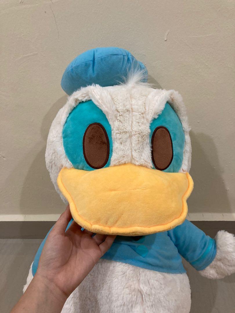 Super big Donald Duck Soft Toy, Hobbies & Toys, Toys & Games on Carousell