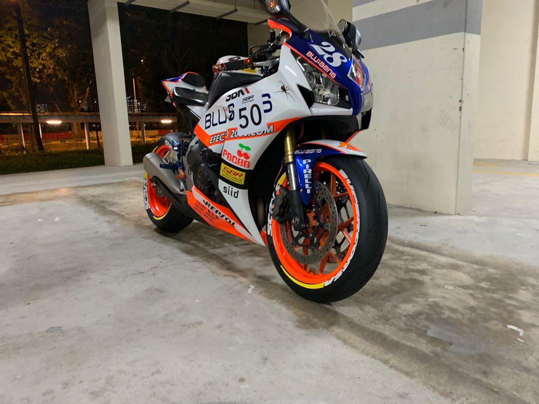 Honda cbr 1000 Tyre bomb / tyre lettering / tyre tag / tire lettering ...