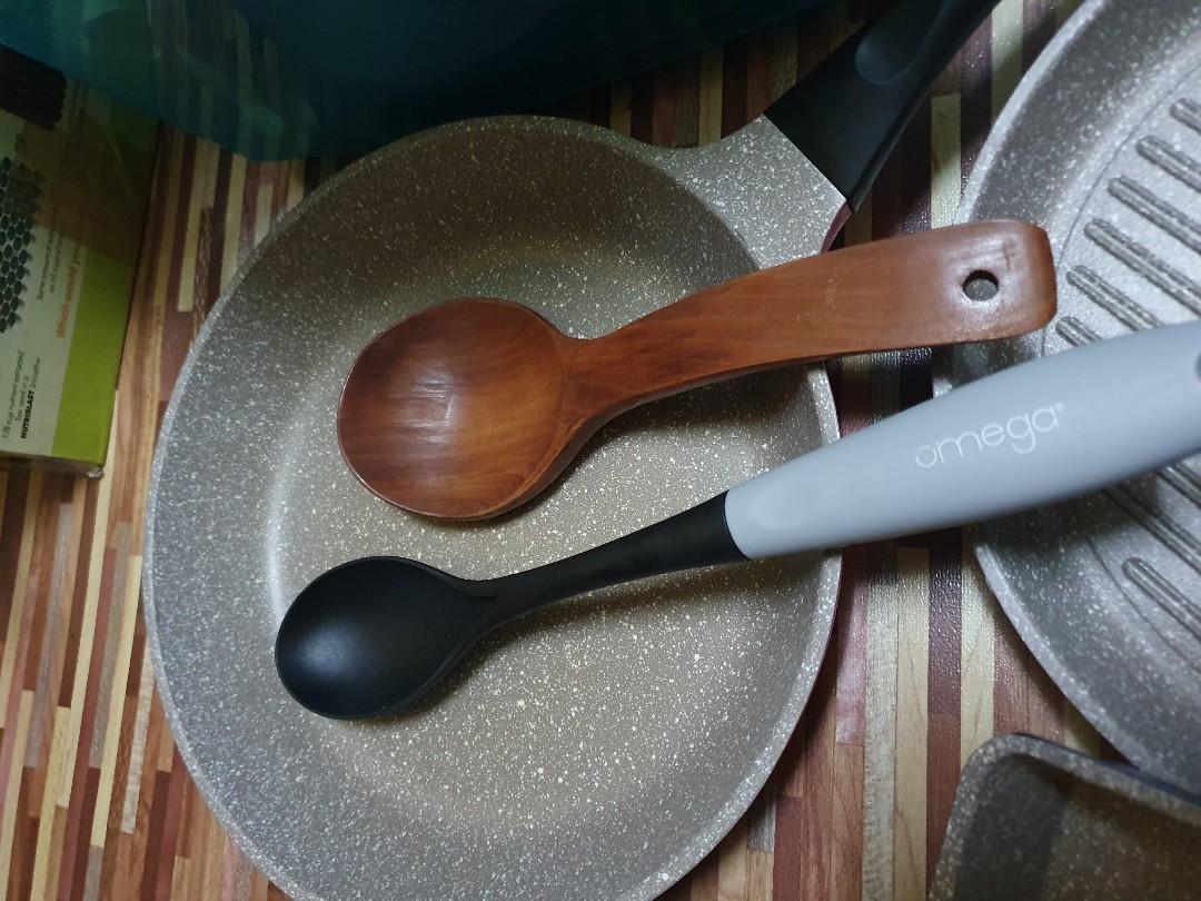 Ilo Rainbow Cookware with free spatula, Furniture & Home Living ...