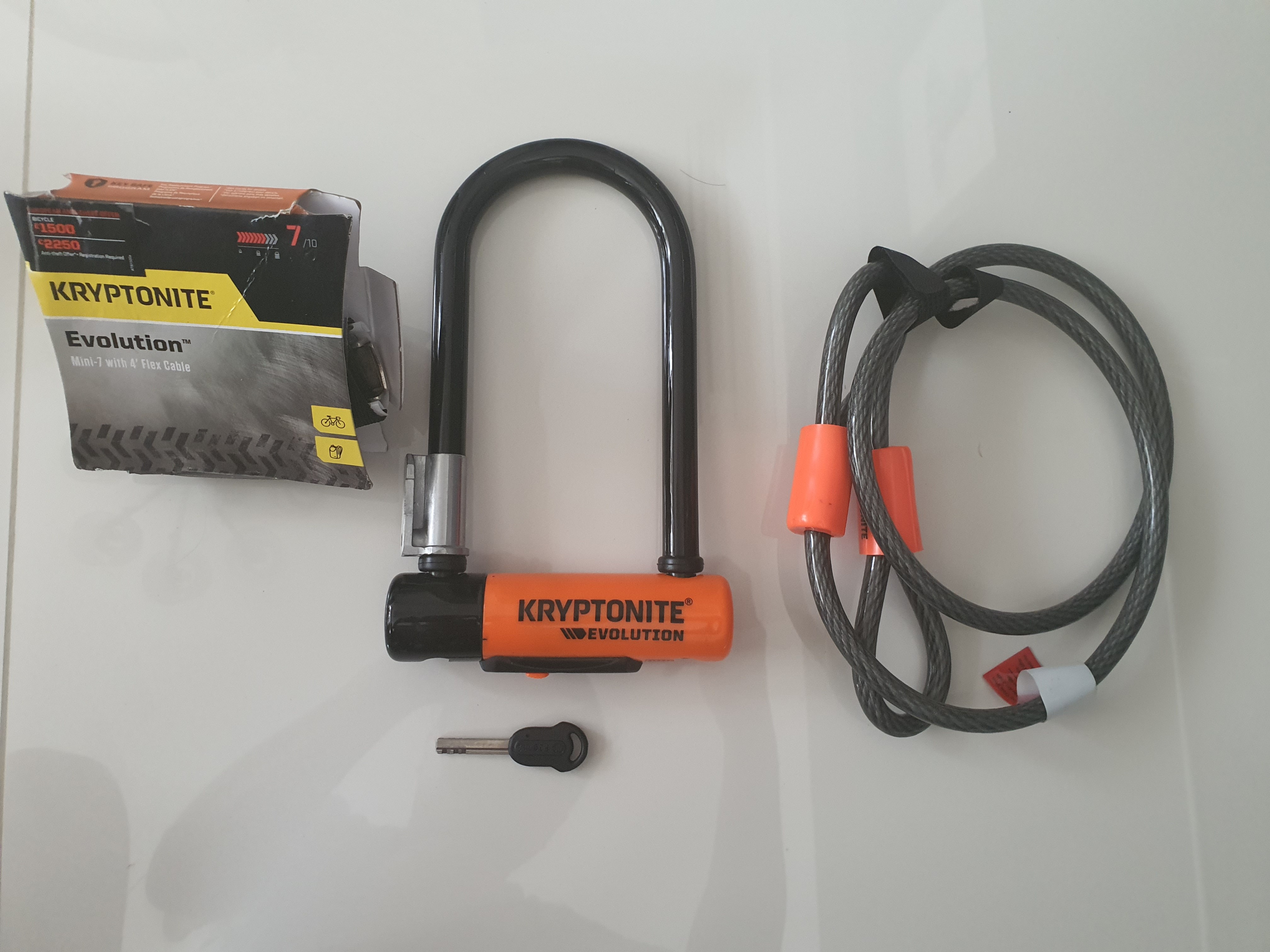 Kryptonite Evolution Mini-7 U-Lock + 120cm Kryptoflex Cable, Sports ...