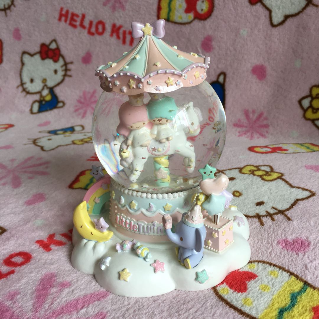 Little Twin Star Snow Globe, Hobbies & Toys, Toys & Games on Carousell