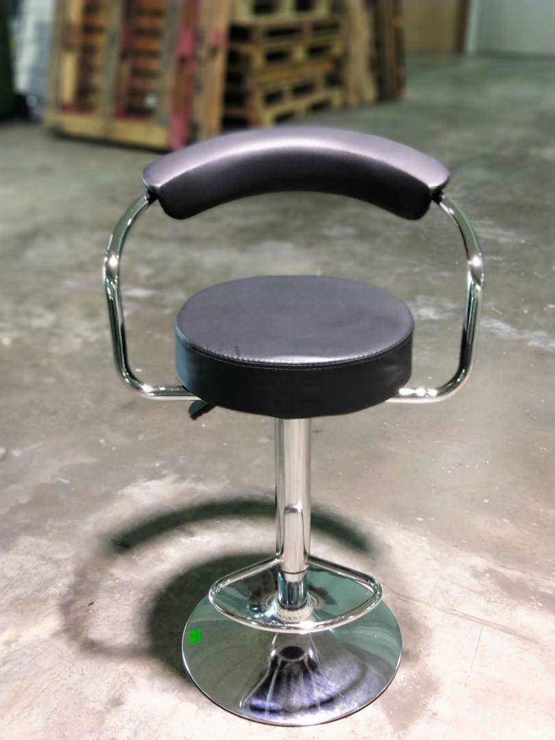 STRADER Bar Stool in BLACK, Furniture, Tables & Chairs on Carousell