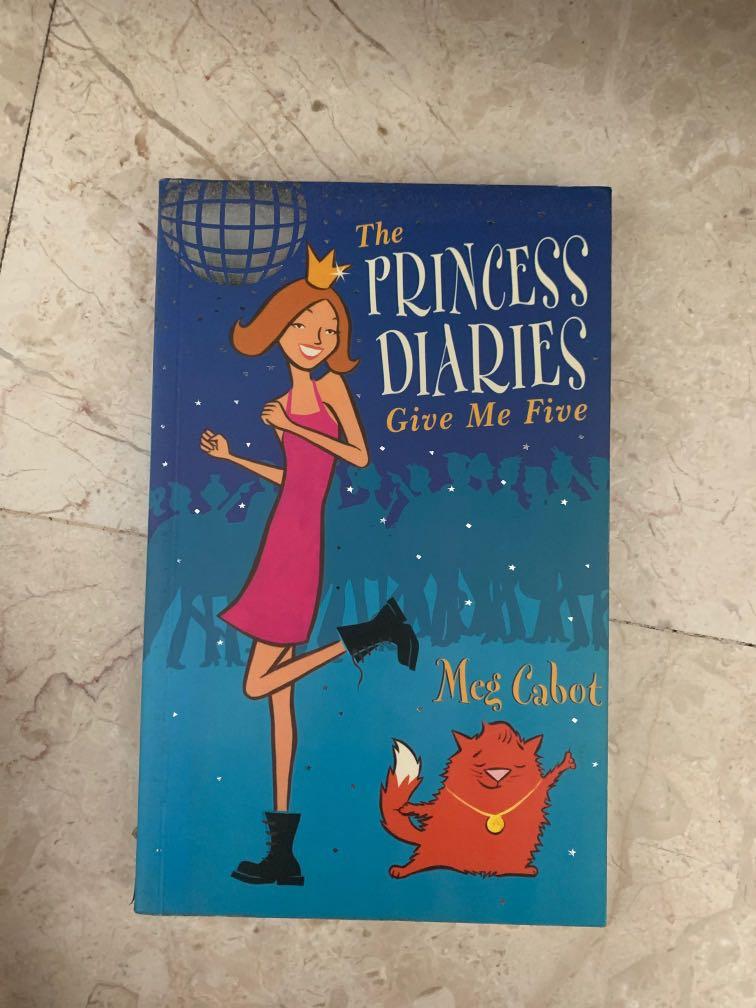 The princess diaries Meg Cabot, Hobbies & Toys, Books & Magazines ...