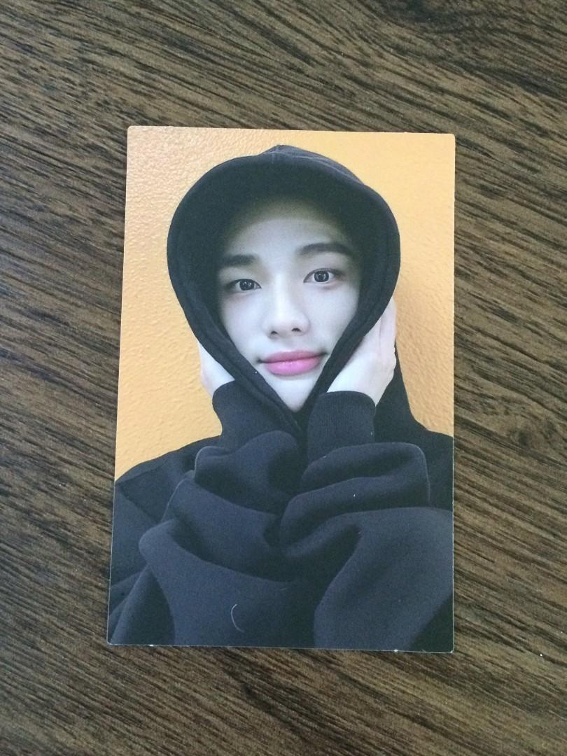 WTB Hyunjin Orange Double Side Stray Kids Go Live Photocard, Hobbies & Toys, Collectibles ...