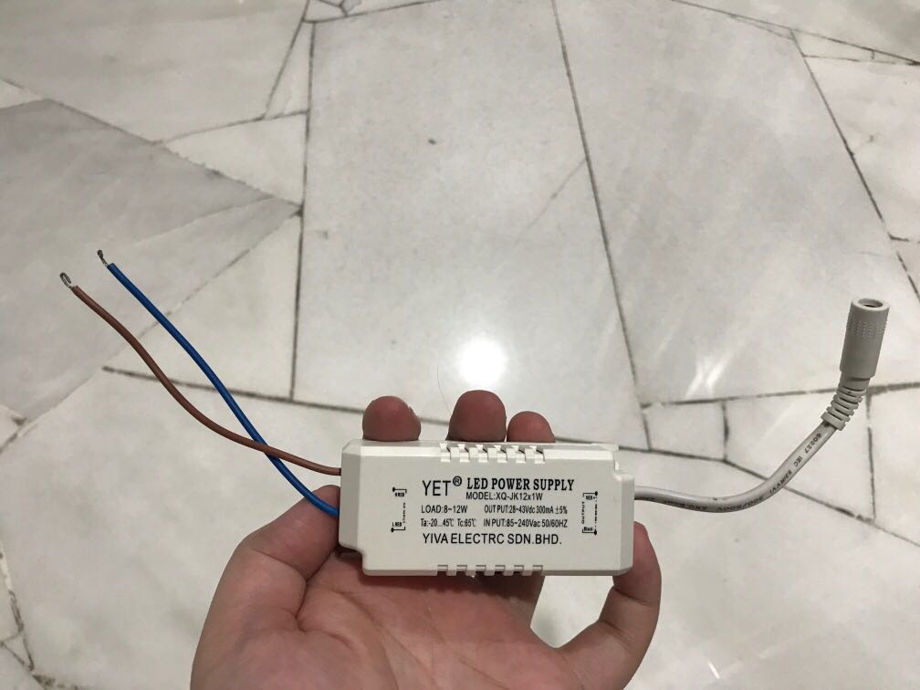 YET power supply USED, Services, Electronics & Gadget Repairs on Carousell