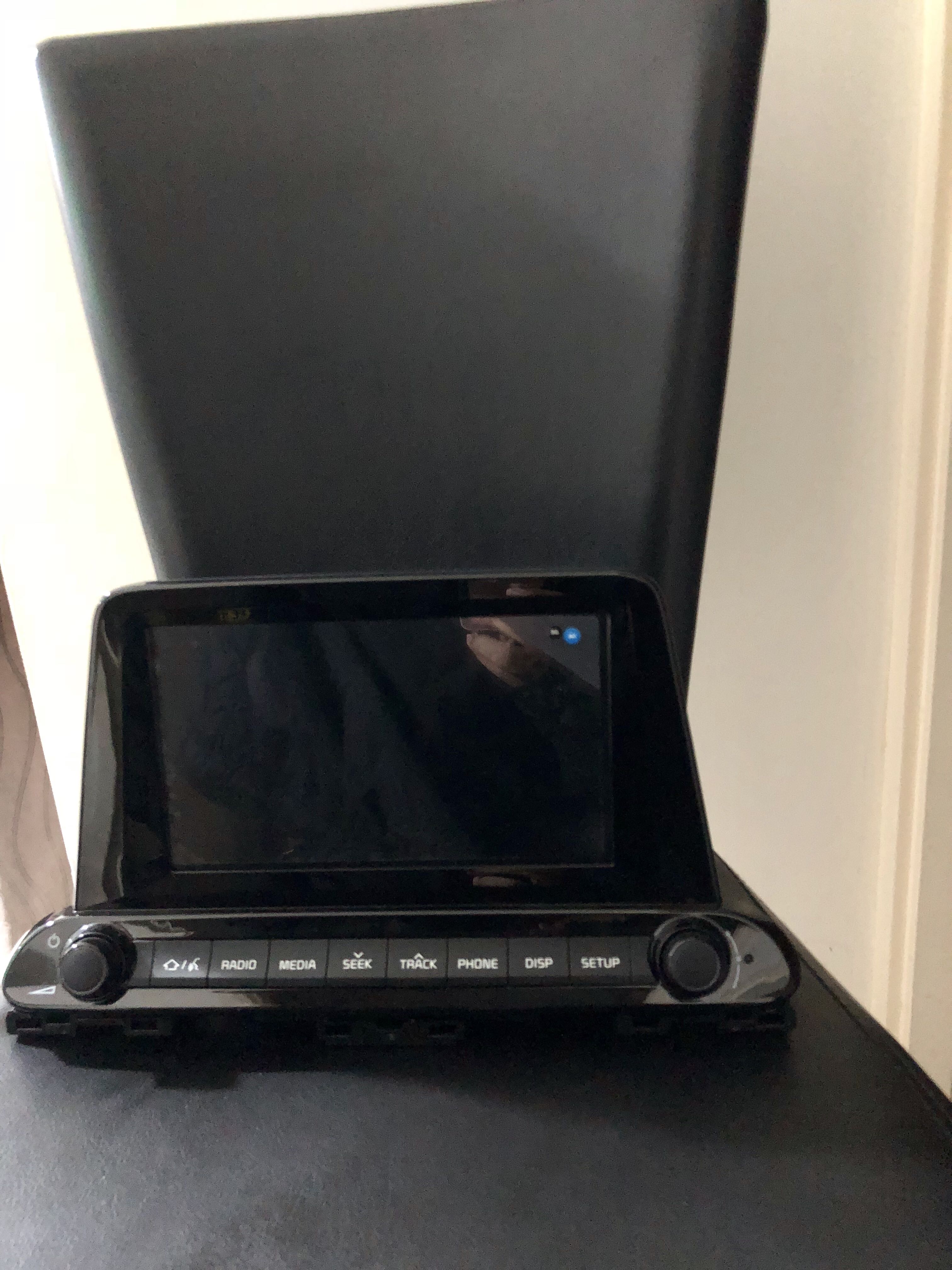 8 inch infotainment system with apple car play connectivity. , Car ...