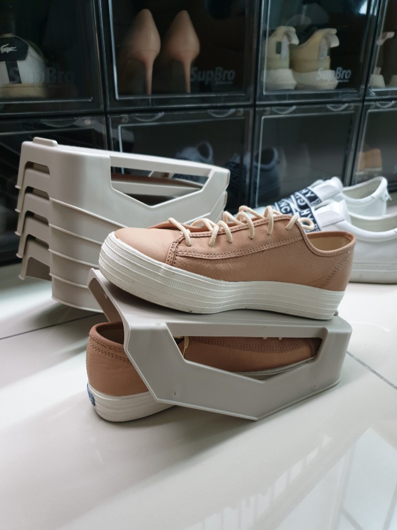 DAISO Shoe Stacker 6pcs, Furniture & Home Living, Home Improvement ...