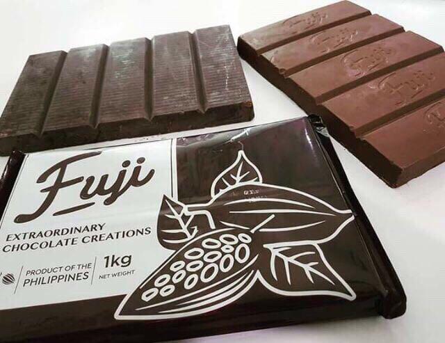 FUJI Chocolate Compound Block 1kg, Food & Drinks, Local Eats on Carousell