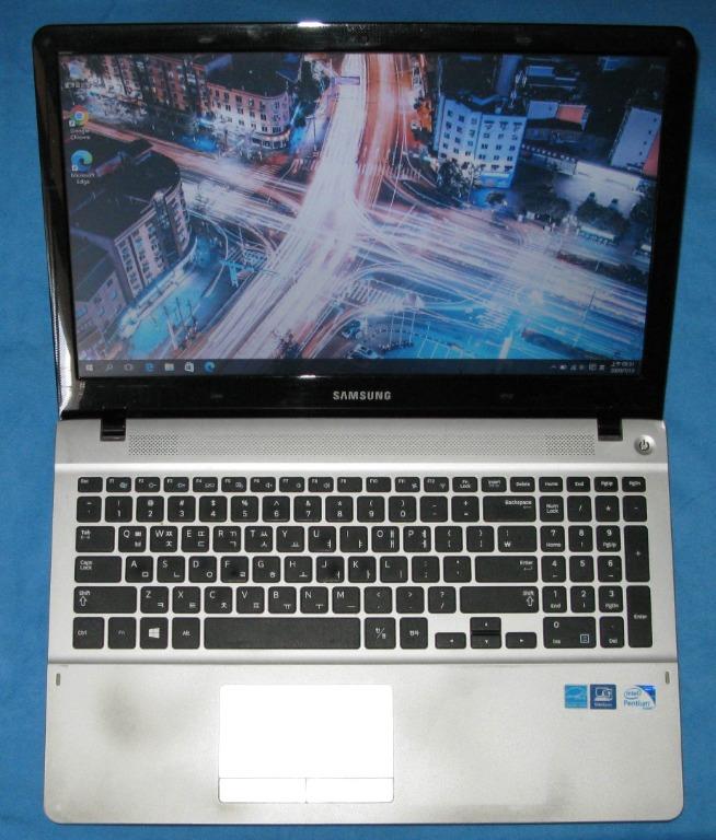 Samsung 4 NT450R5E 筆記型電腦 銀色, 電腦及科技產品, 桌上電腦或筆記型電腦在旋轉拍賣