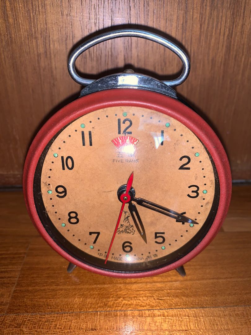 Vintage 5 rams alarm clock, Hobbies & Toys, Memorabilia & Collectibles ...