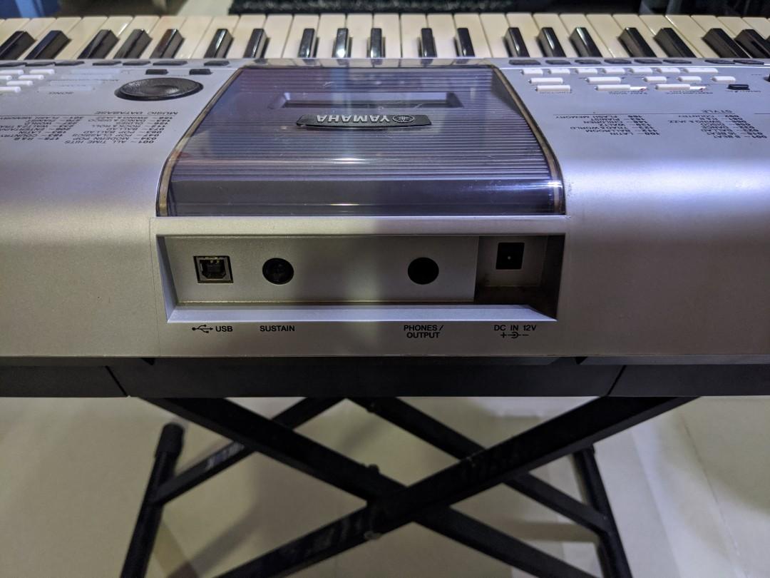 Yamaha PSR E413, Hobbies & Toys, Music & Media, Musical Instruments on ...