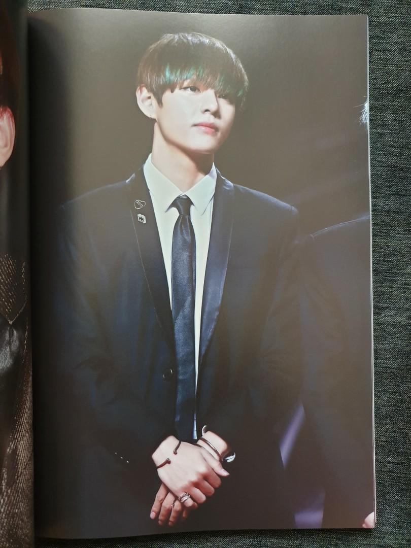 bts v photobook set, Hobbies & Toys, Memorabilia & Collectibles, K-Wave ...