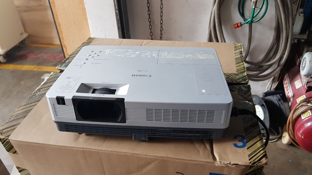 LCD projector, TV & Home Appliances, TV & Entertainment, Projectors on ...