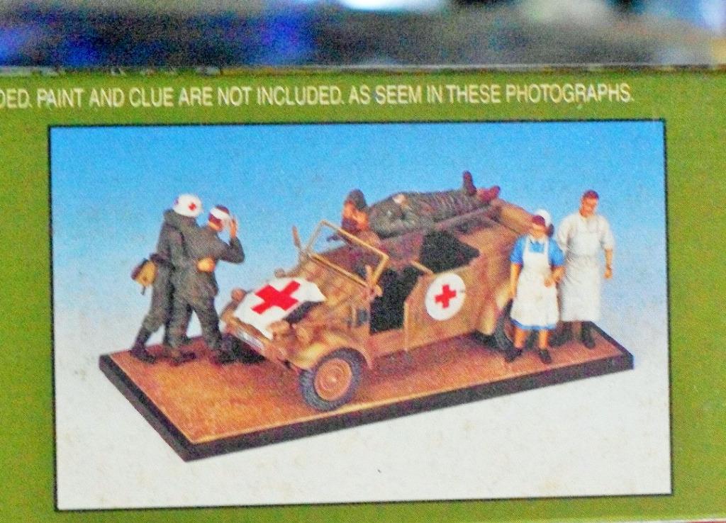 絕版-Dragon-威龍-6137 -1/6- German Medical Team- w/ Kübelwagen Ambulance ...