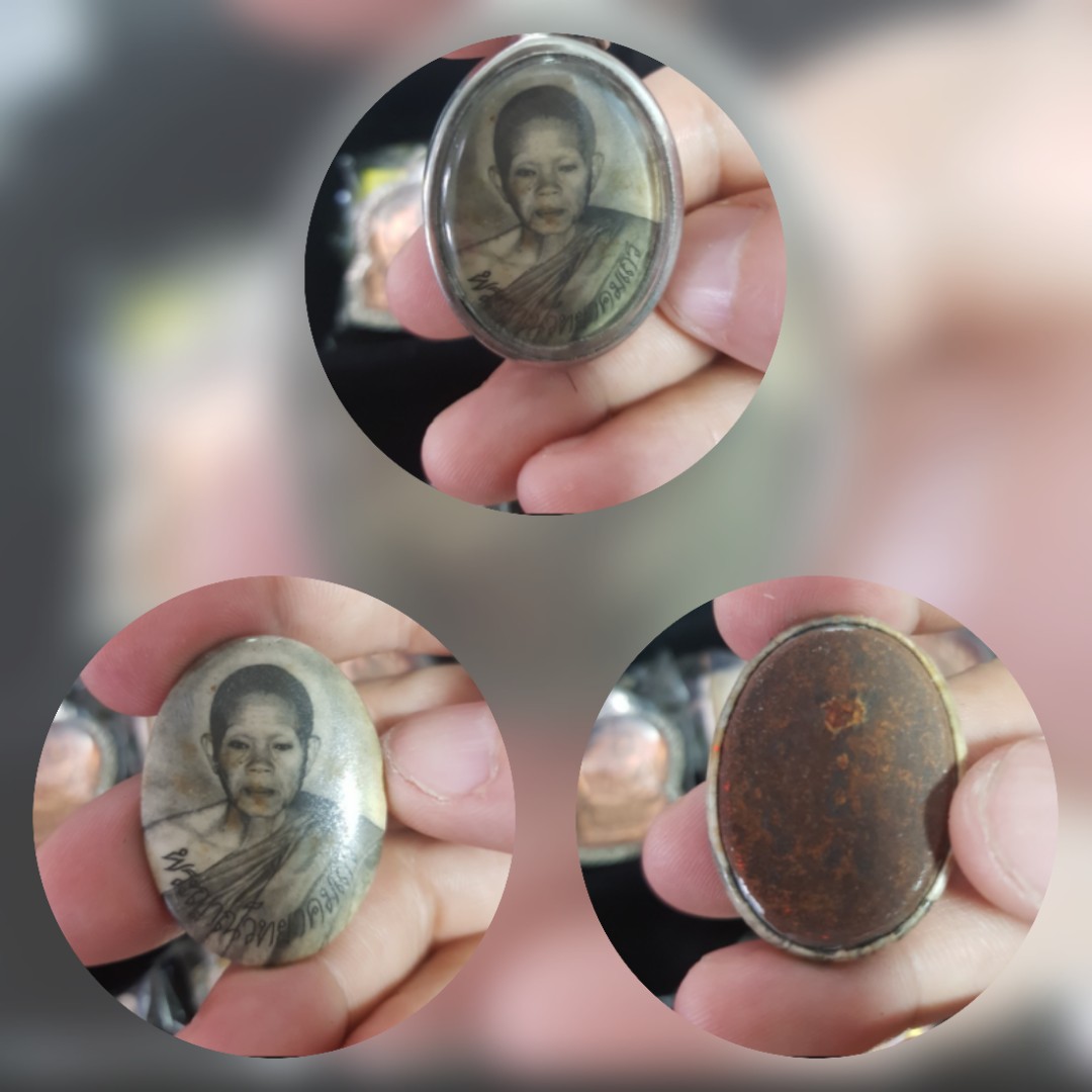 Lp Koon Locket, Vintage & Collectibles, Religious Items on Carousell
